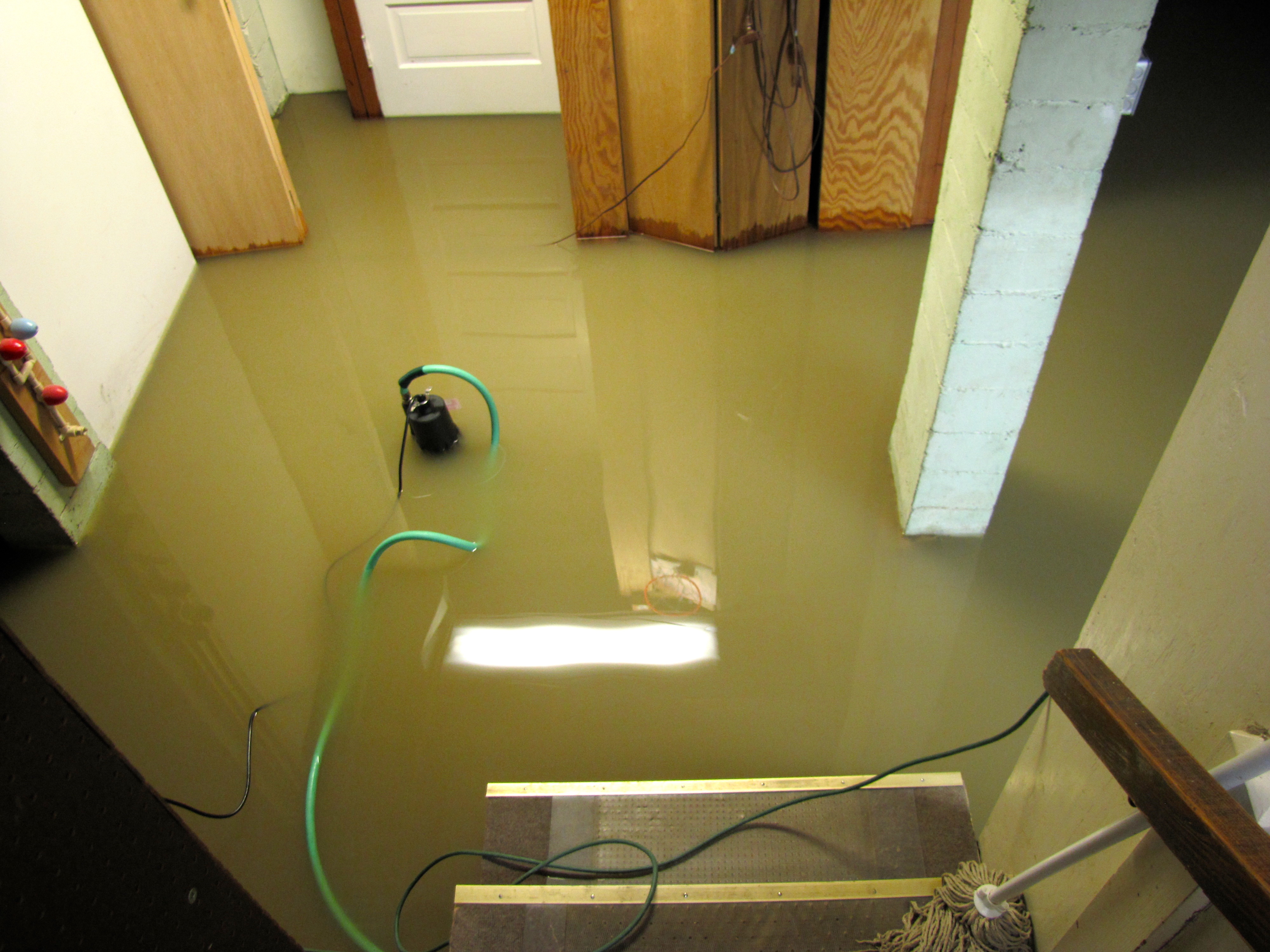 Cleaning Flooded Basement Bleach - Openbasement
