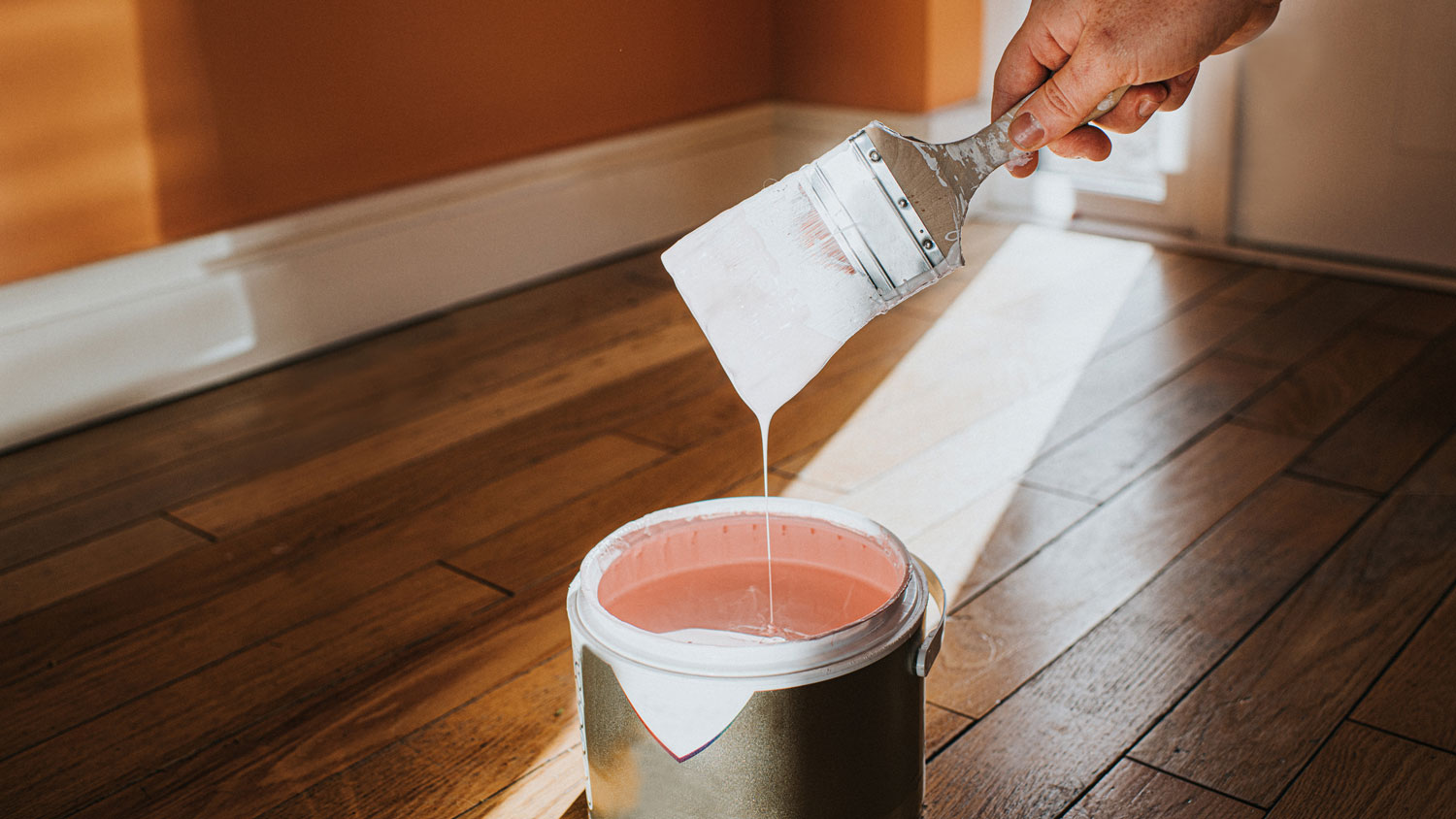 How to Paint Baseboards