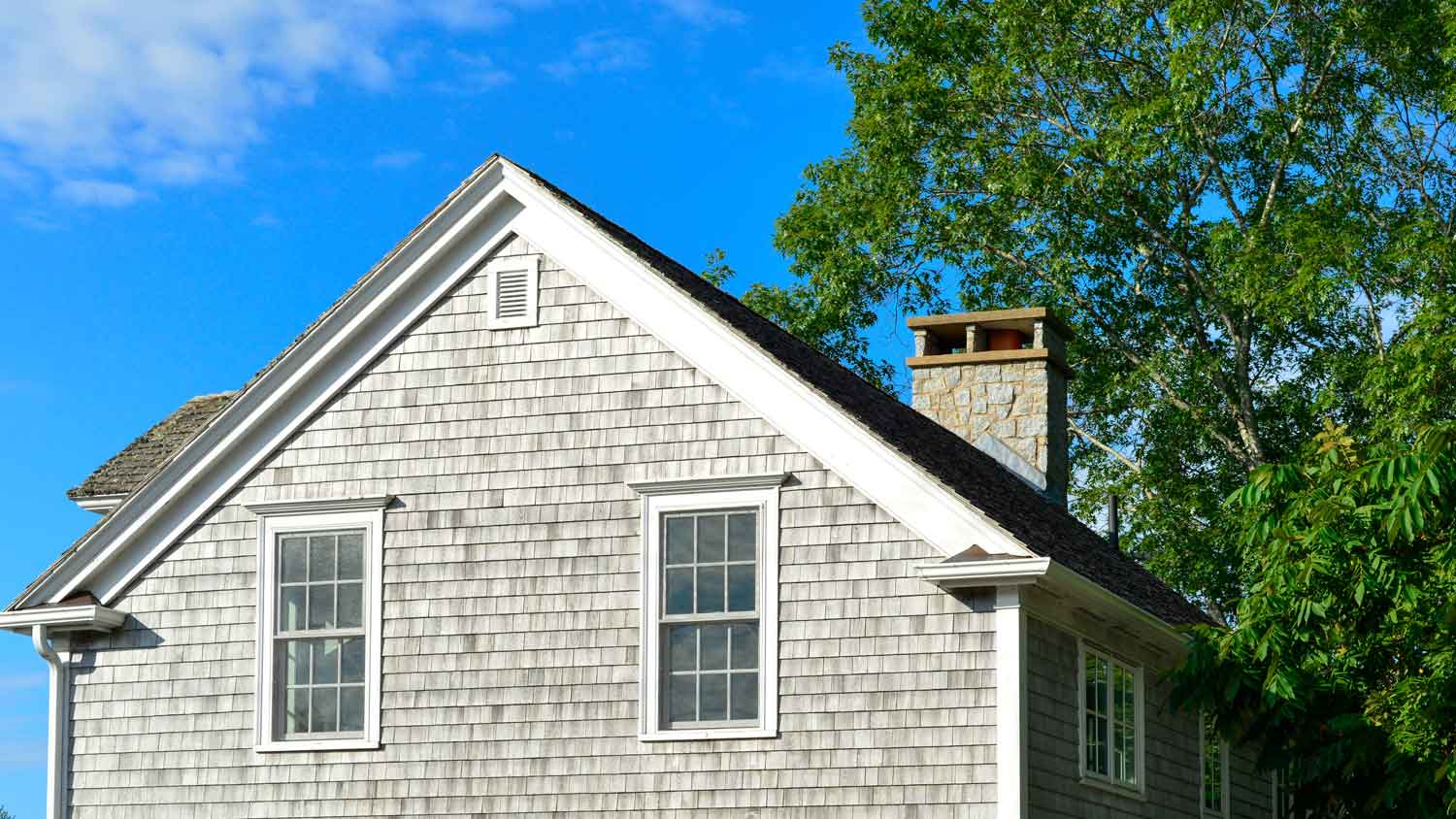 White Cedar Shakes The Lifespan Of A Cedar Roof | Custom Shingles