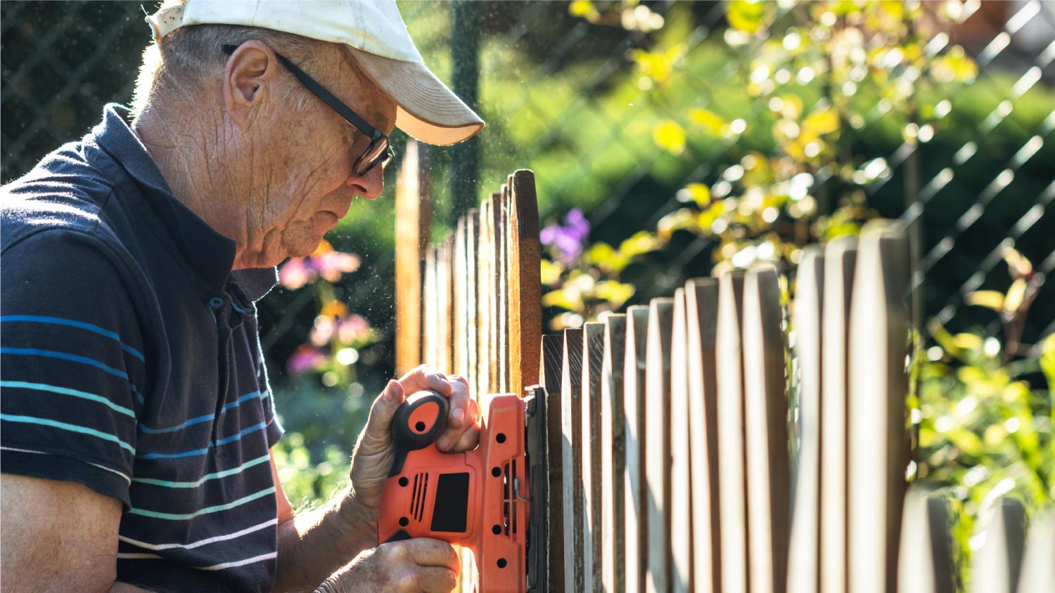 How To Make A Chain Link Fence Private 8 Inexpensive Ways